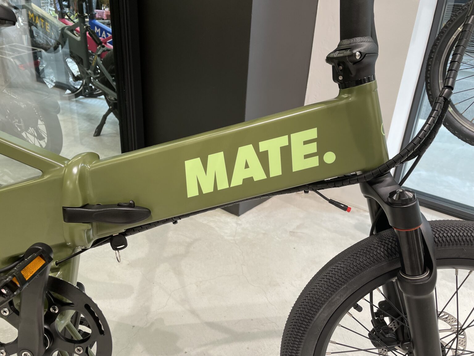 新モデル「MATE Fusion」を新しく大阪にオープンした直営店で見てきました | カナロード