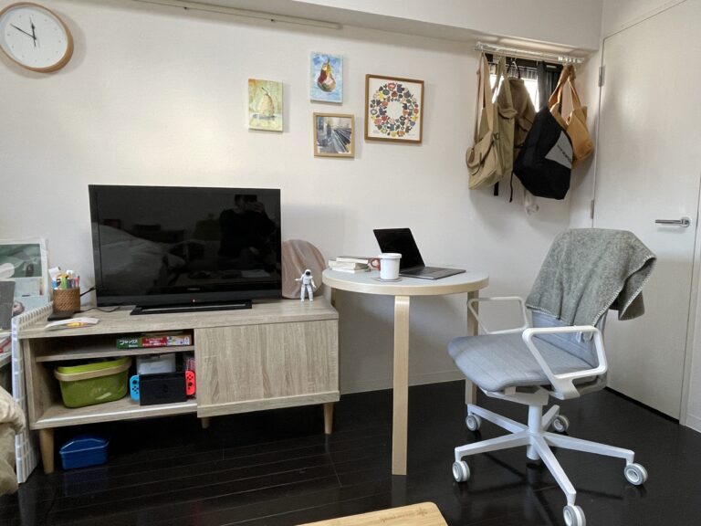 【1K一人暮らし】Artek 90Bのラウンドテーブルを購入しました！ | カナロード