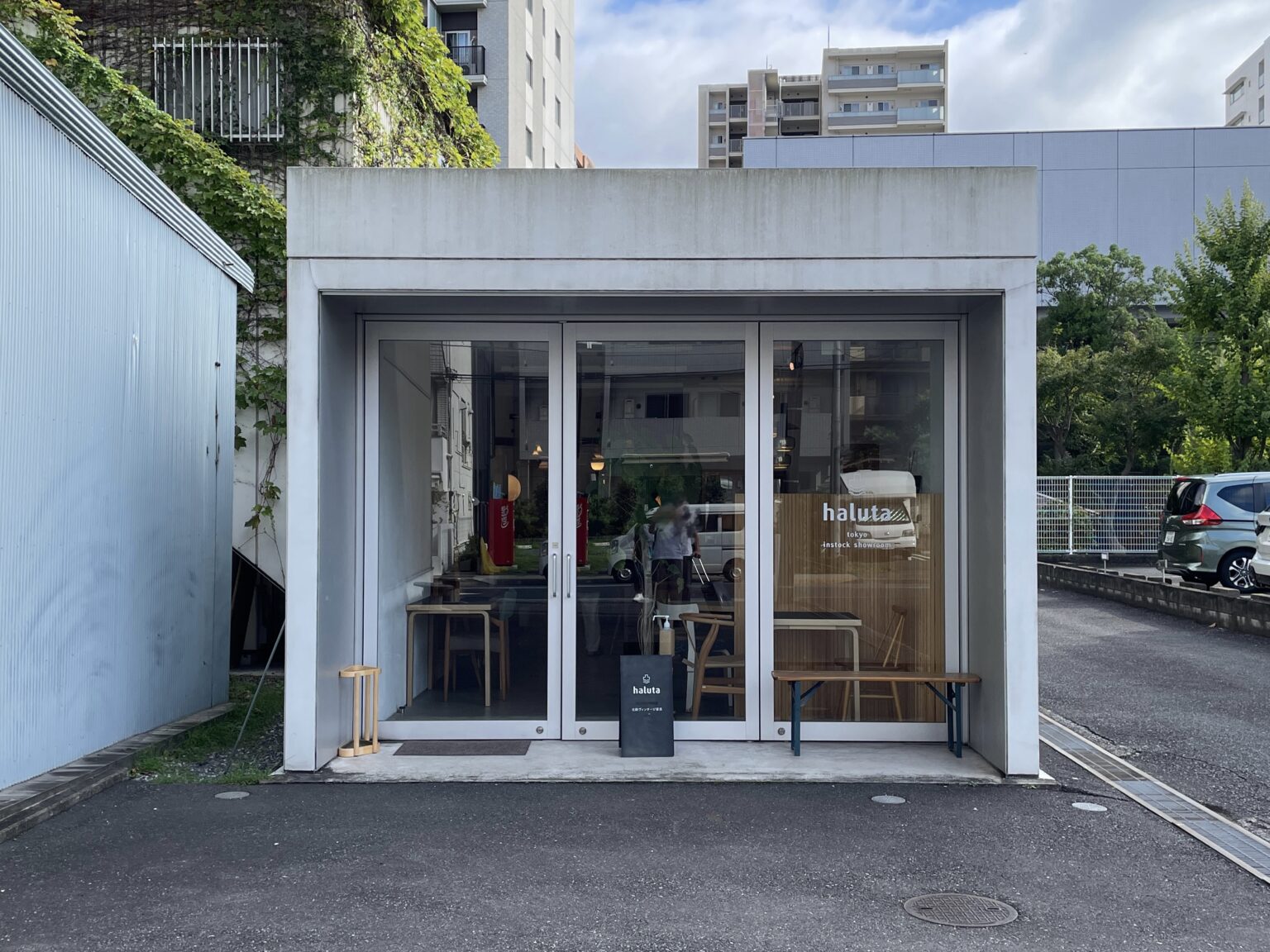 【1K一人暮らし】Artek 90Bのラウンドテーブルを購入しました！ | カナロード